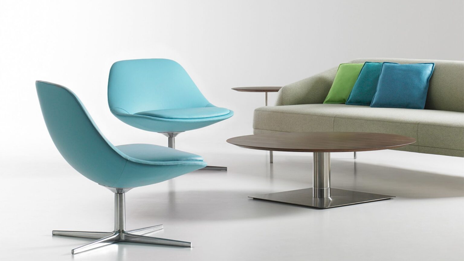 How Can Comfortable Reception Chairs for Office Enhance Visitor Experience?